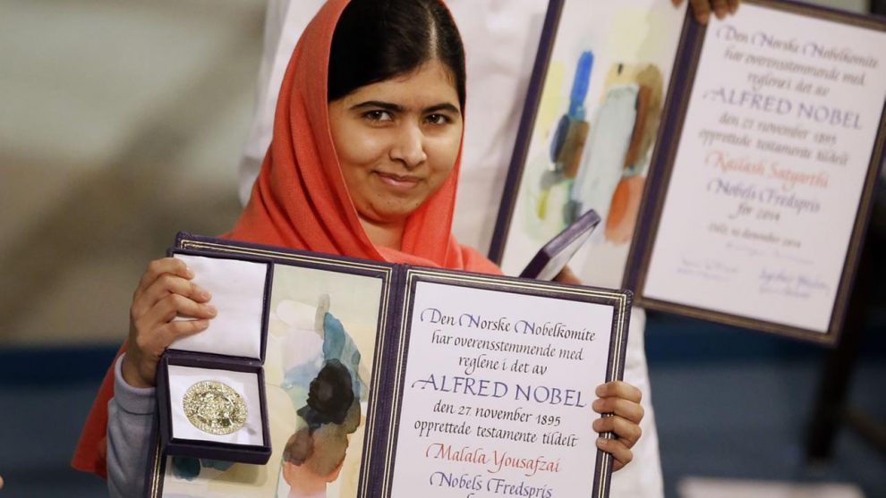 Malala attends her first lectures at Oxford University